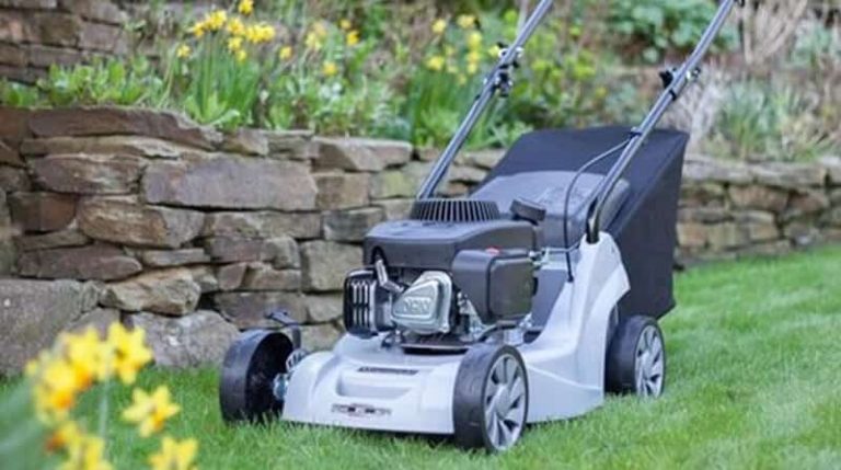 Mountfield SP41 Petrol Lawn Mower Review | GardenSeeker.com