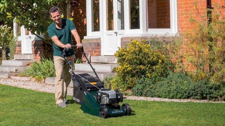 Different Types of Lawn Mowers [UK] - GardenSeeker.com